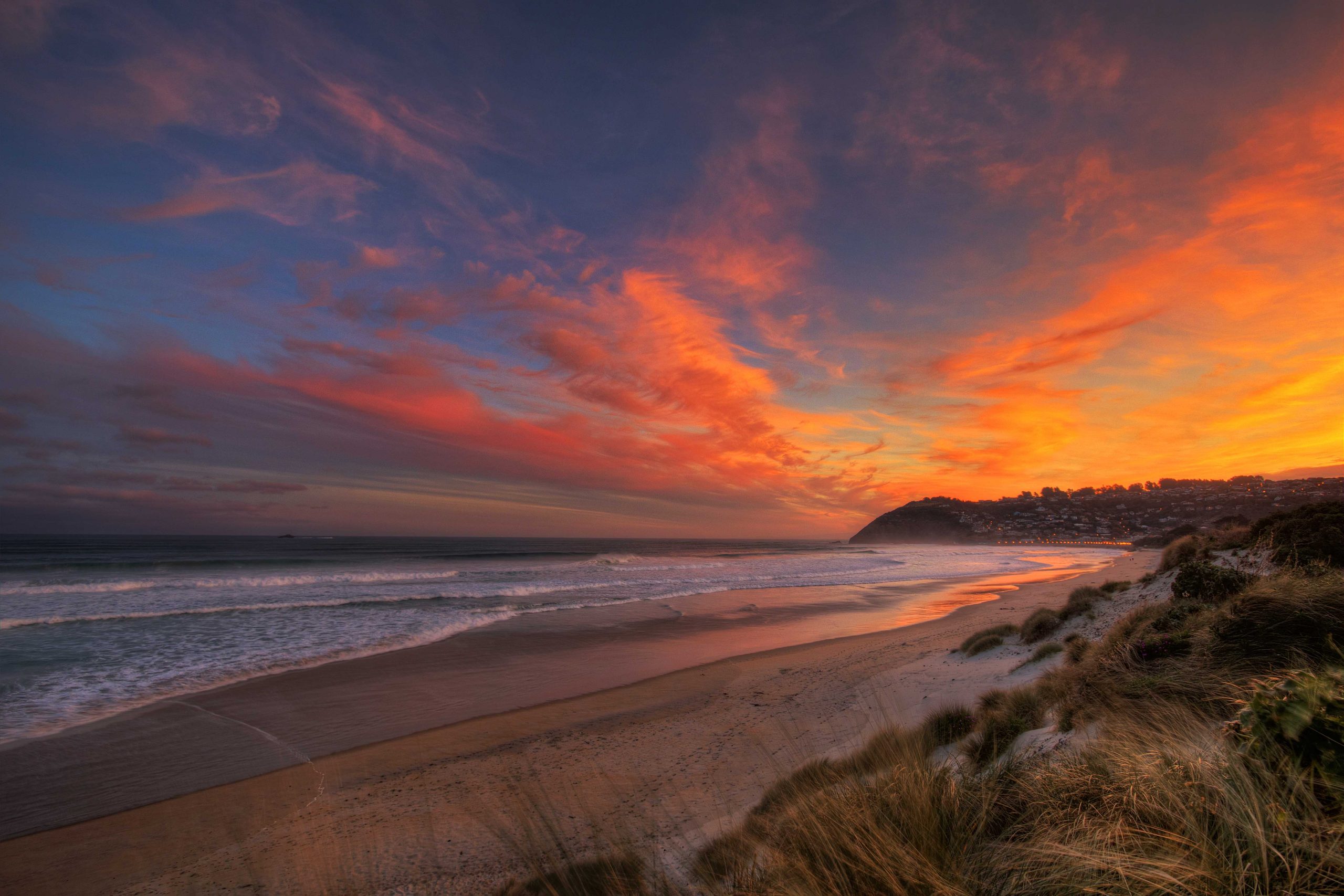 St Kilda Beach Sunset - ... from a Small City