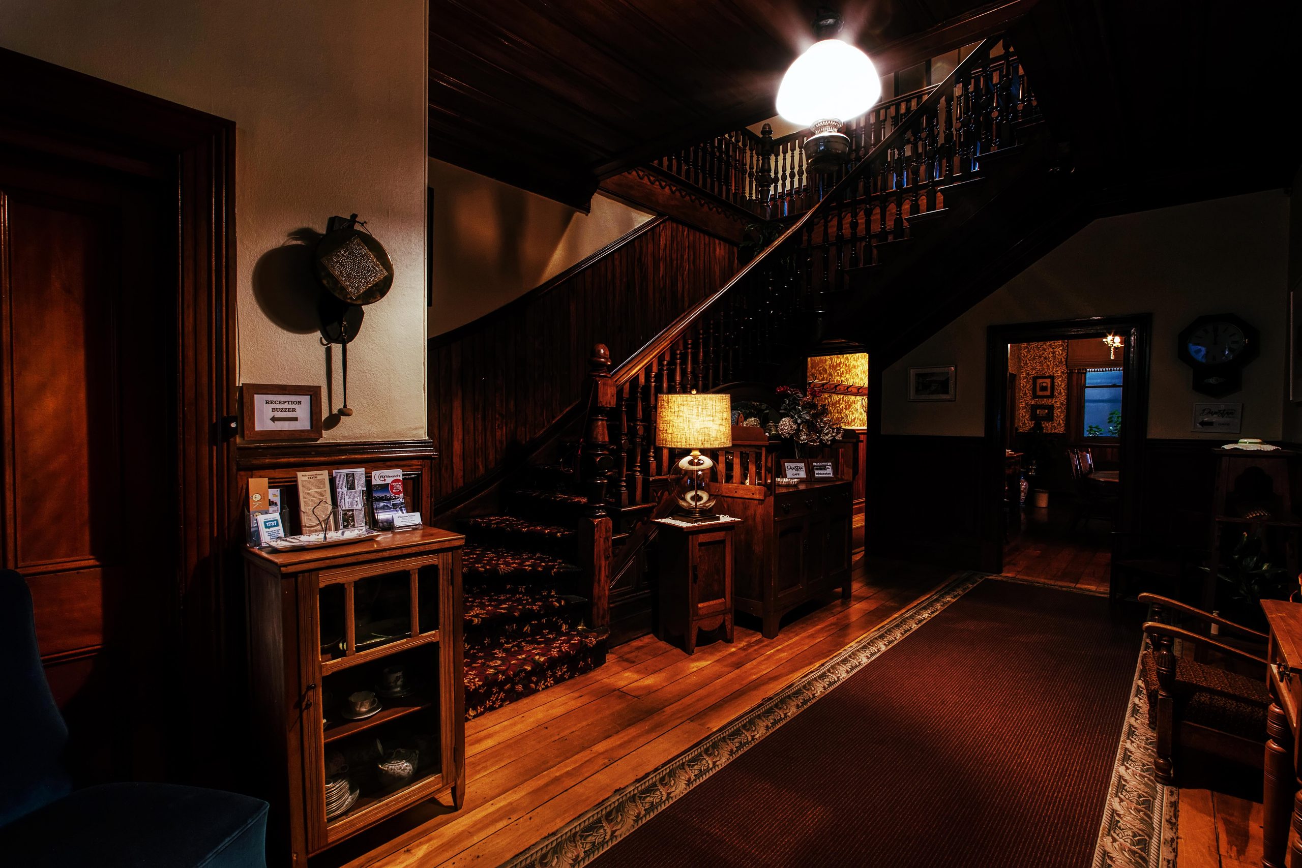 Dunstan House In Clyde - ... from a Small City