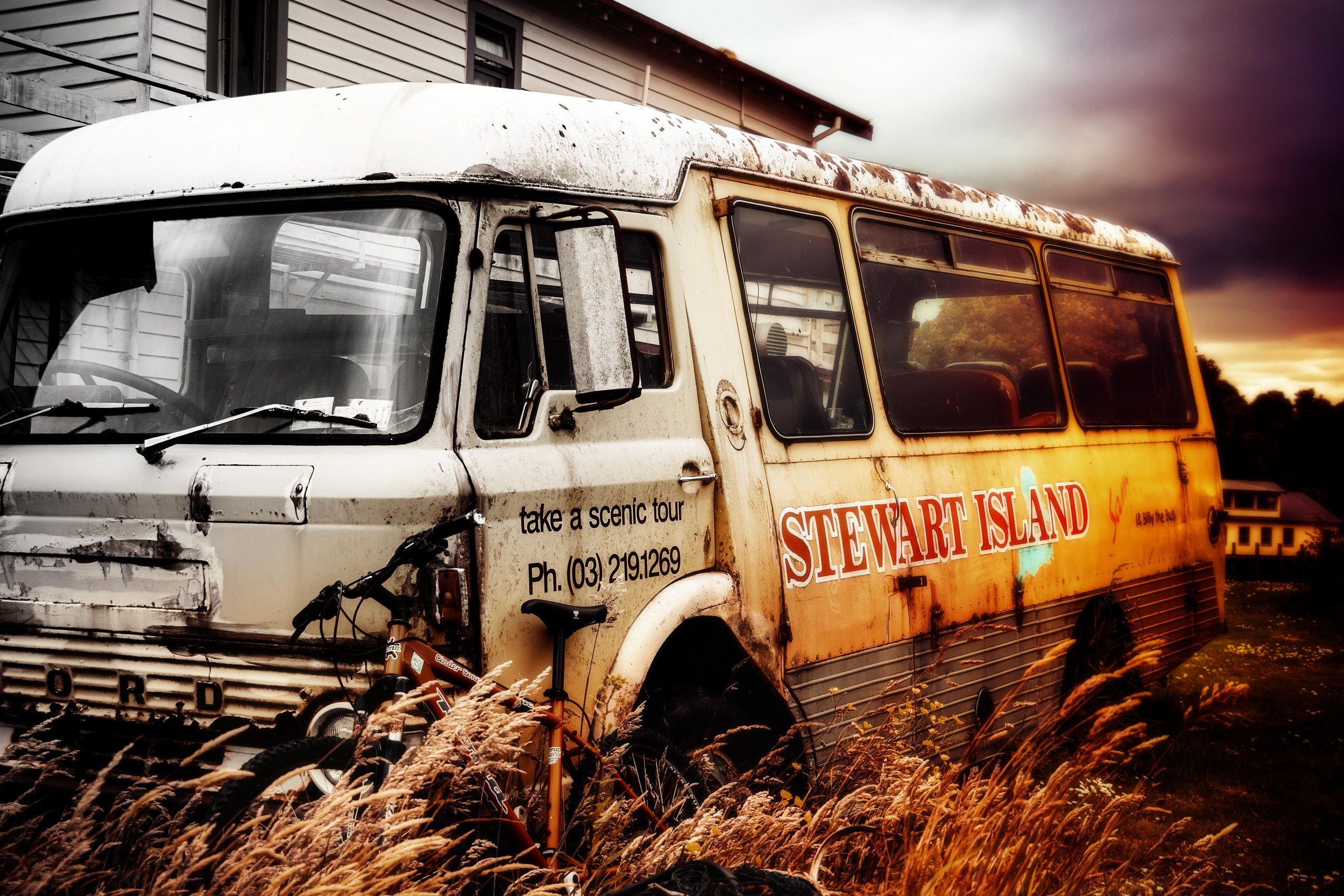 Sam & Billy The Bus - ... from a Small City