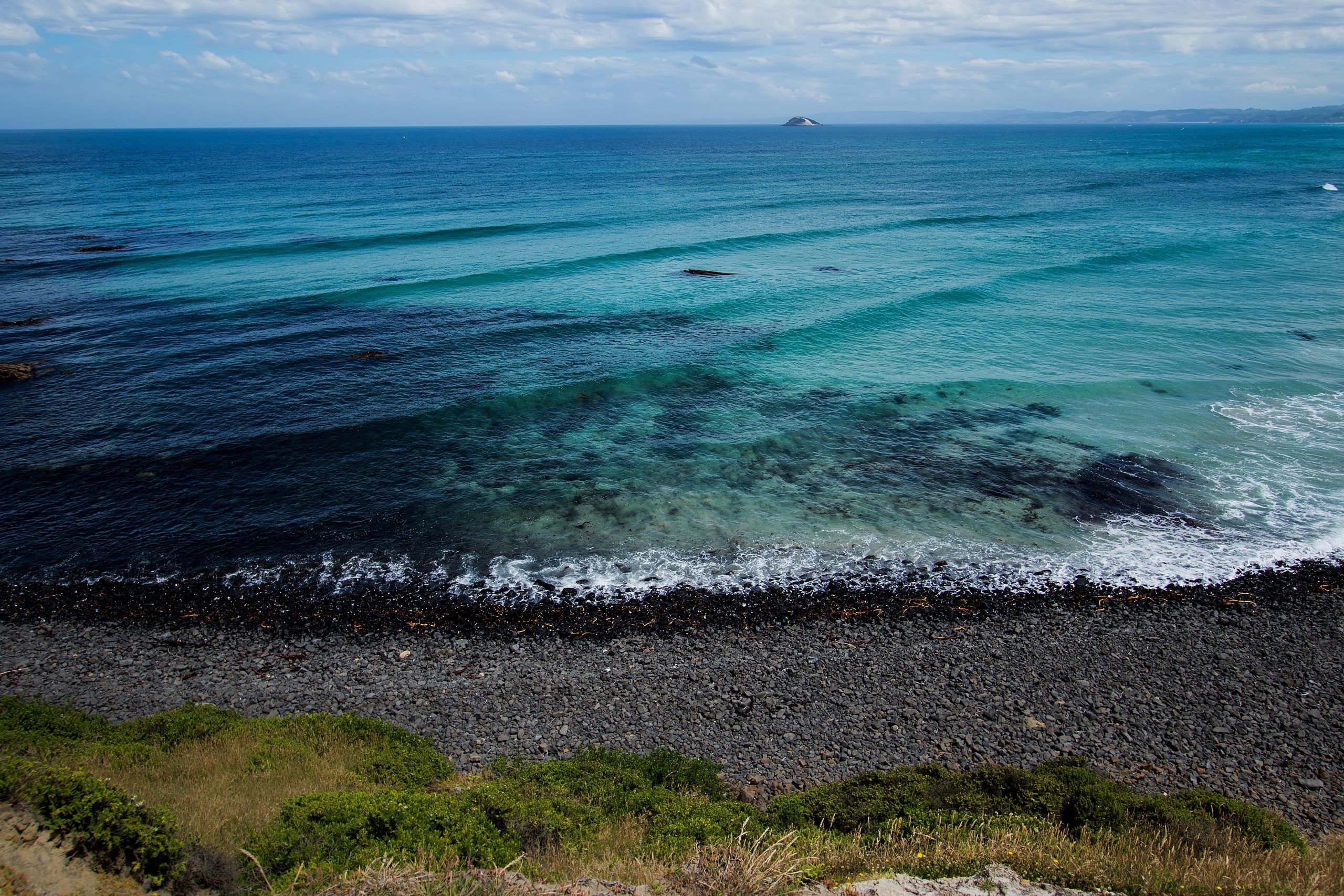 The Beautiful Colours Of Blackhead Beach - ... from a Small City